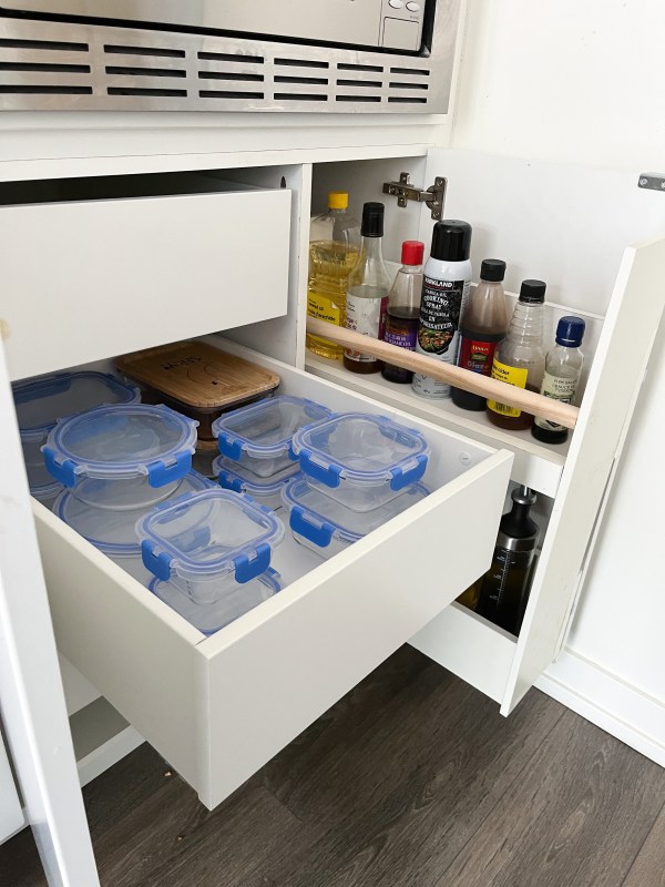 DIY Pull-Out Drawer for Spices and Oil - Hana's Happy Home